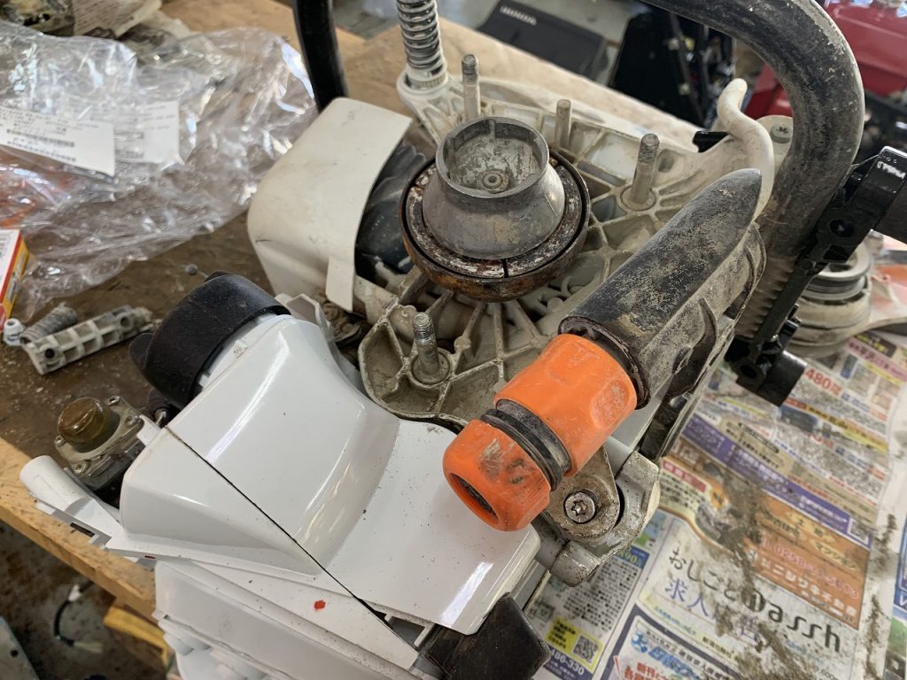 STIHL TS480i タンクハウジング交換、始動確認まで完了 ｜修理ブログ｜プラウ PLOW