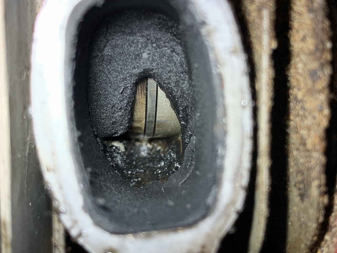 ゼノア G2501 7分くらい作業するとエンストして再始動不能になる。故障診断 ｜修理ブログ｜プラウ PLOW