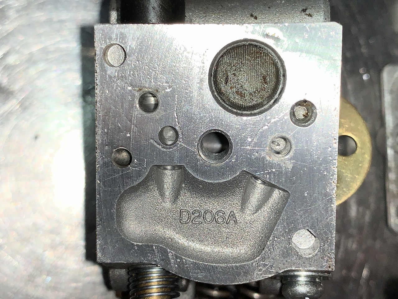 ゼノア G2501 機体清掃、キャブレター分解清掃 ｜修理ブログ｜プラウ PLOW