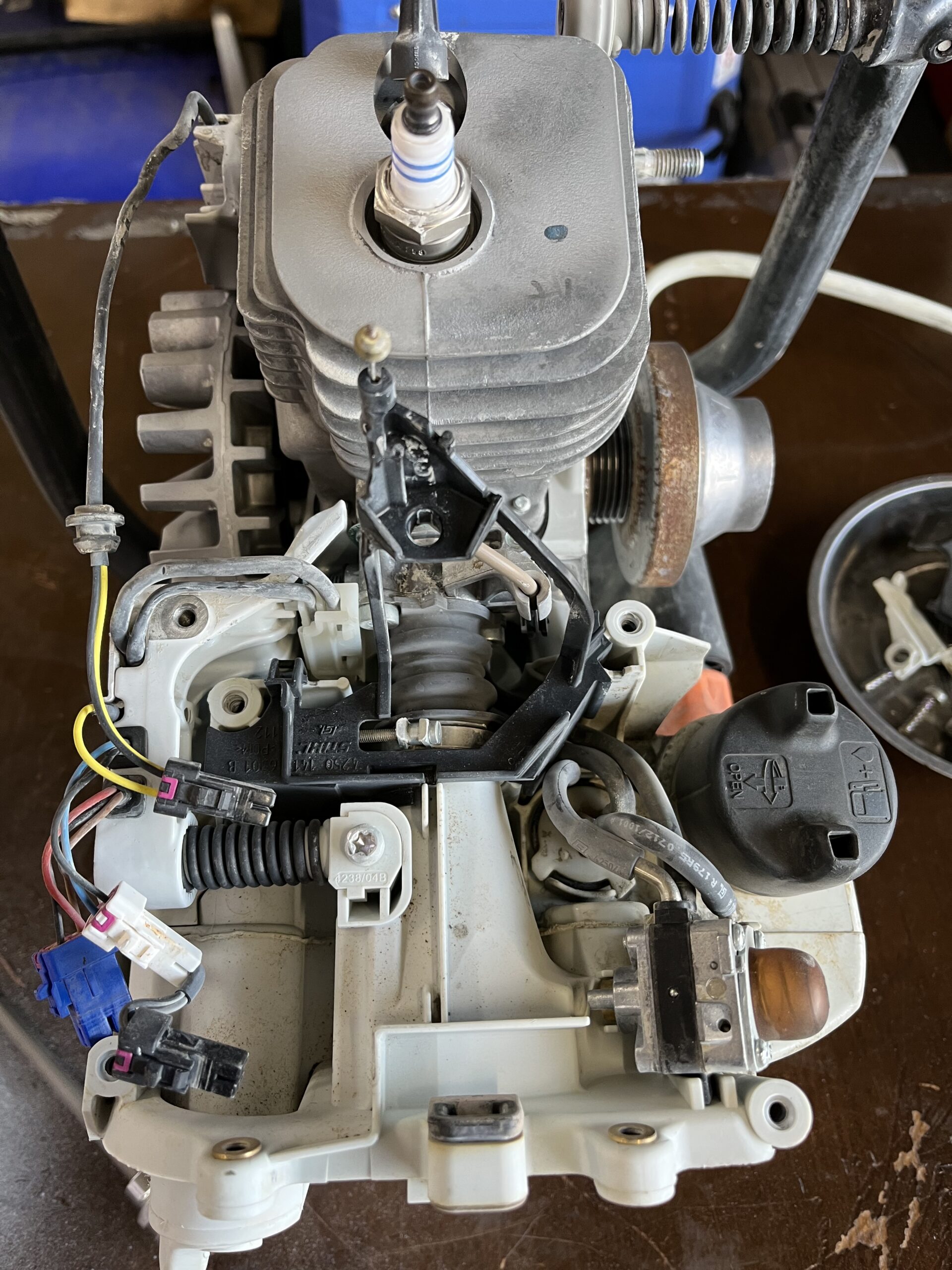 STIHL TS480i シリンダーピストン交換 ｜修理ブログ｜プラウ PLOW