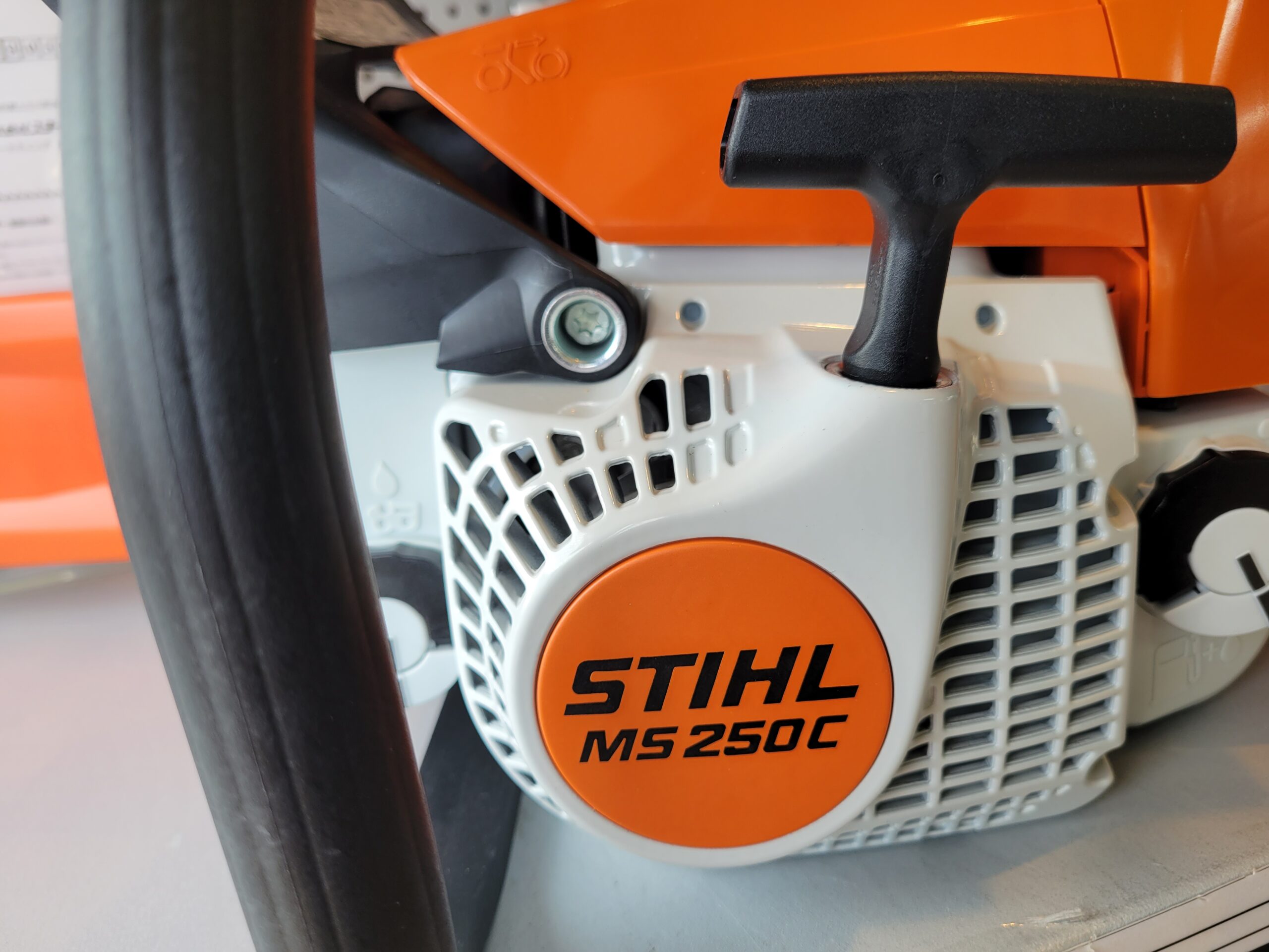 STIHL 250C-BE チェンソー ｜修理ブログ｜プラウ PLOW