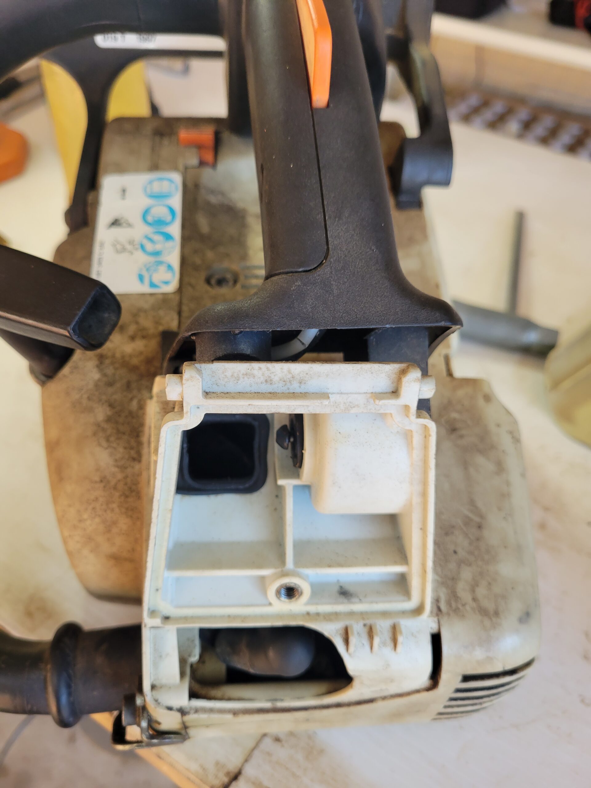 STIHL 019T チェンソー ｜修理ブログ｜プラウ PLOW